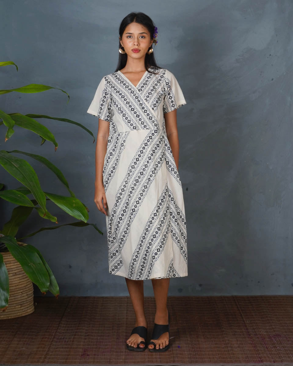 Buy Rain Hush Grey Block Printed Dress | Dresses one piece for women