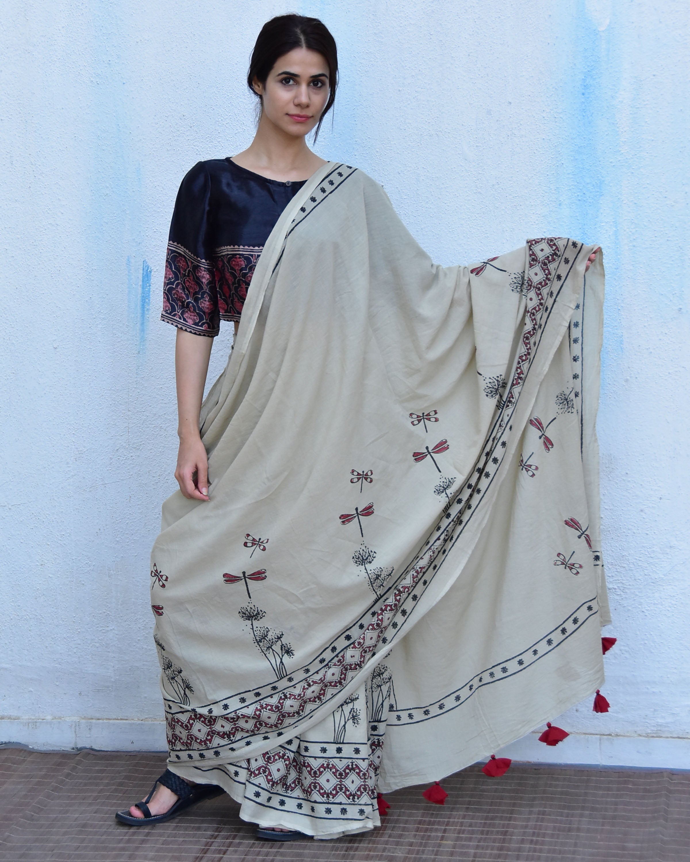 Buy Dragonfly Garden Block Printed Cotton Saree | Chidiyaa