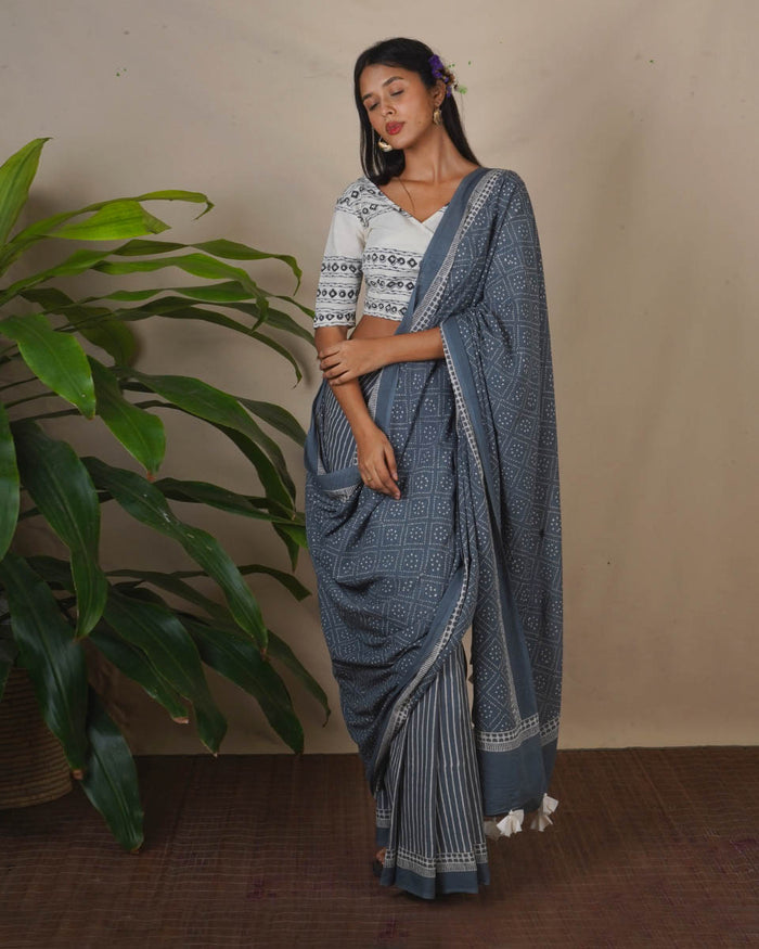 Buy Strom Kiss Grey Printed Saree | Cotton saree online | Saree