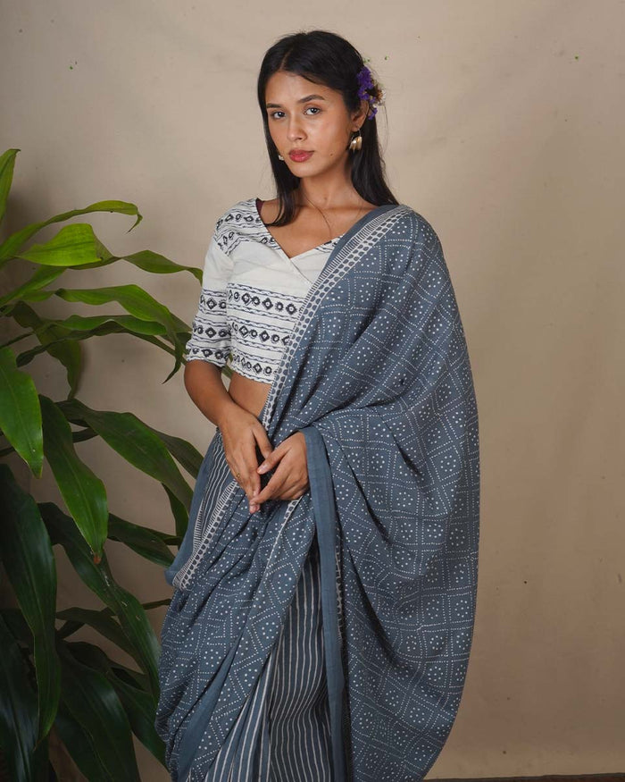 Buy Strom Kiss Grey Printed Saree | Cotton saree online | Saree