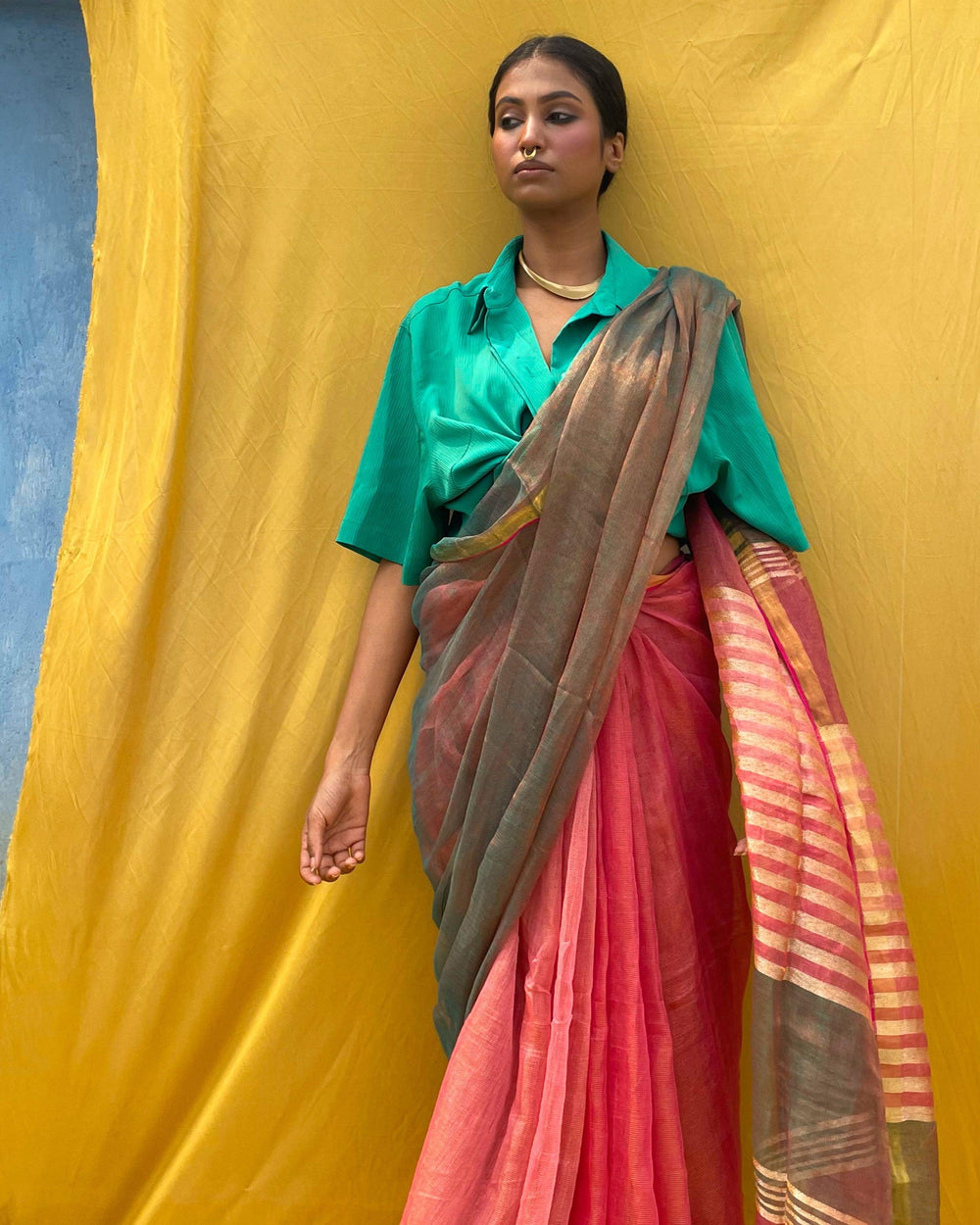 Shop Sahasa Collection of Linen Zari Saree | Chidiyaa